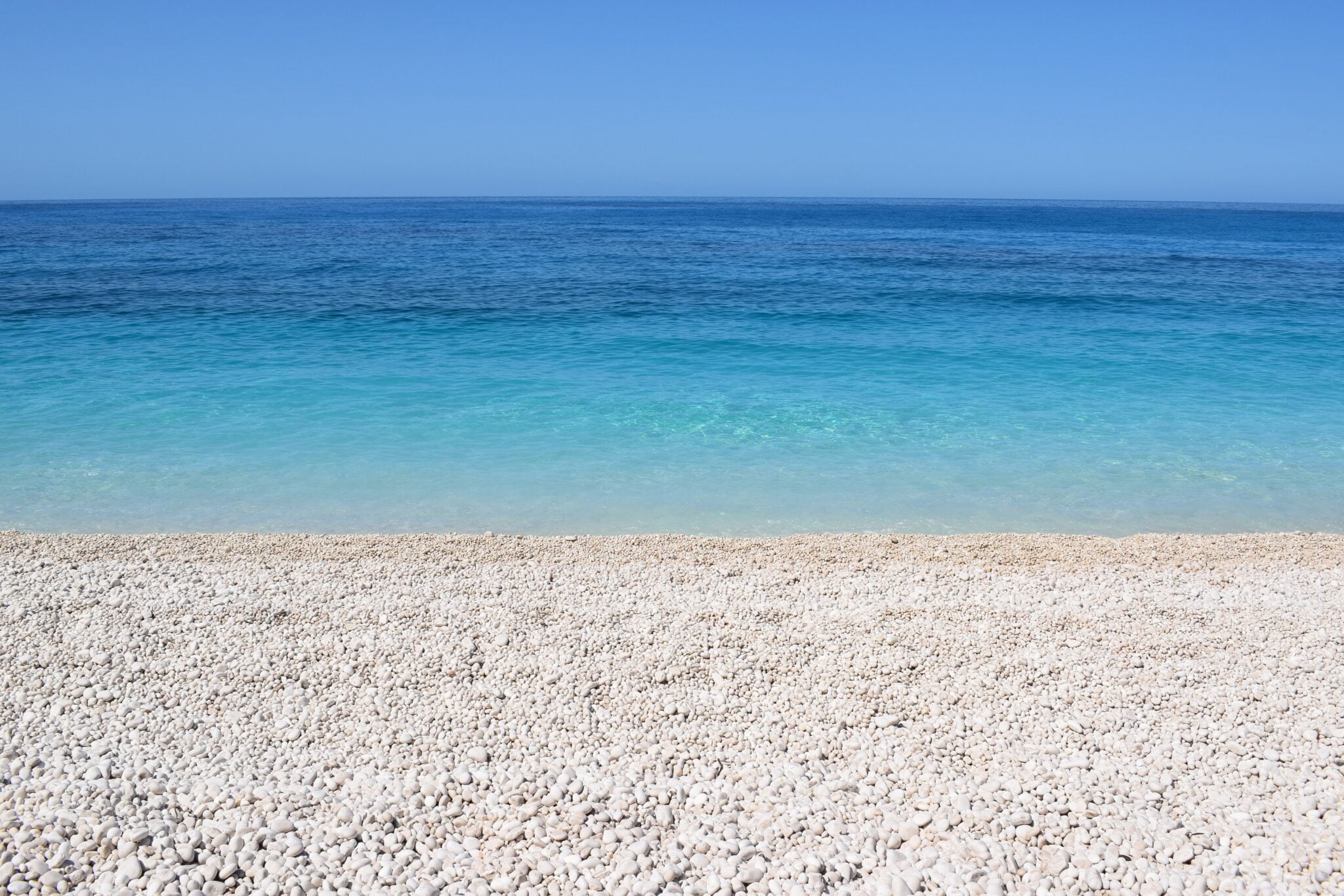 A Guide To Travel To Best Italian Beaches - Icy Europe